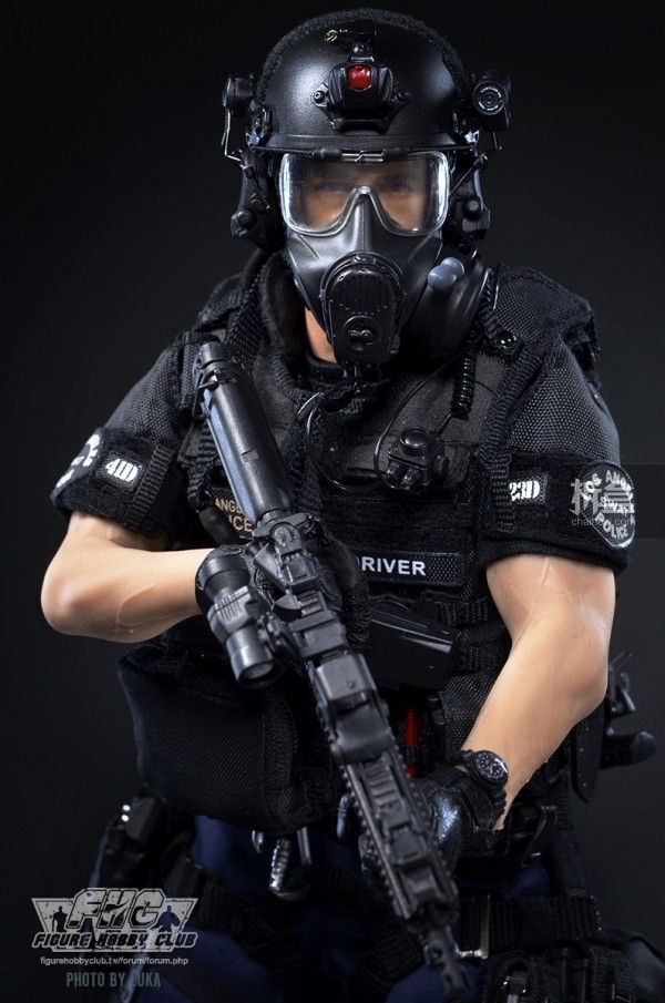 DID洛杉矶特警SWAT兵人开箱图（Luka） - 拆盒网